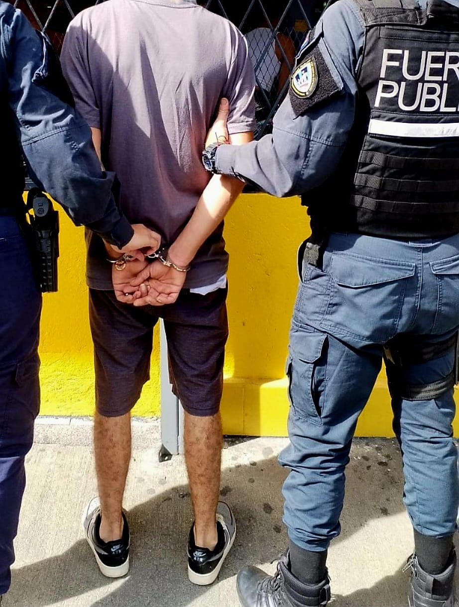 Detienen A Hombre Con Orden De Captura Por Presunto Abuso Sexual 3333